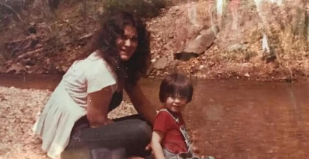 Shadow of Fear: The Relentless Stalking and Unsolved Murder of Dorothy ...