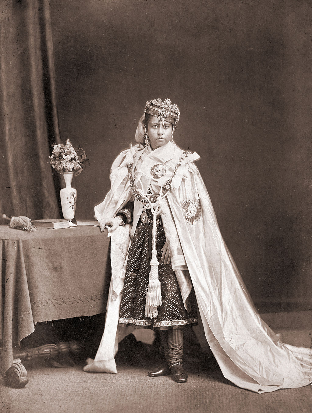 How British Colonizers Used Photography to Justify The Occupation of India