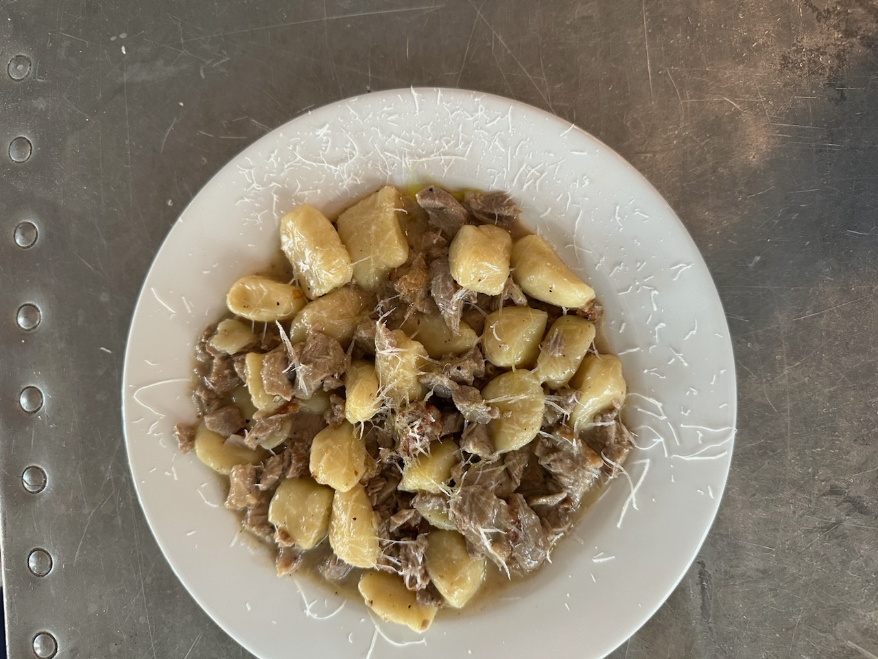 Canteen; Notting Hill, London - by Laila Mirza