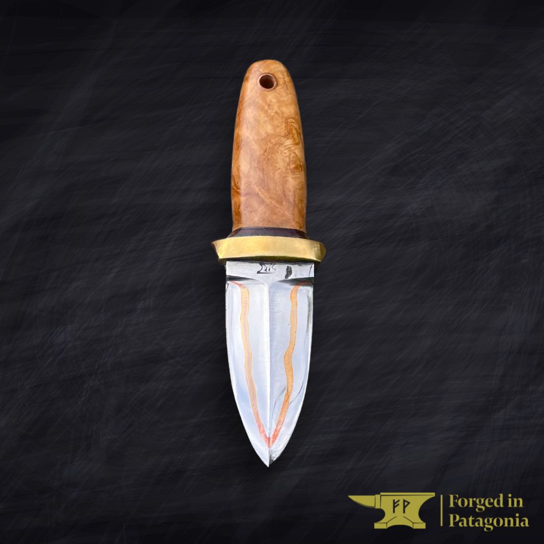 Daggers In the Ancient World - Classical Wisdom