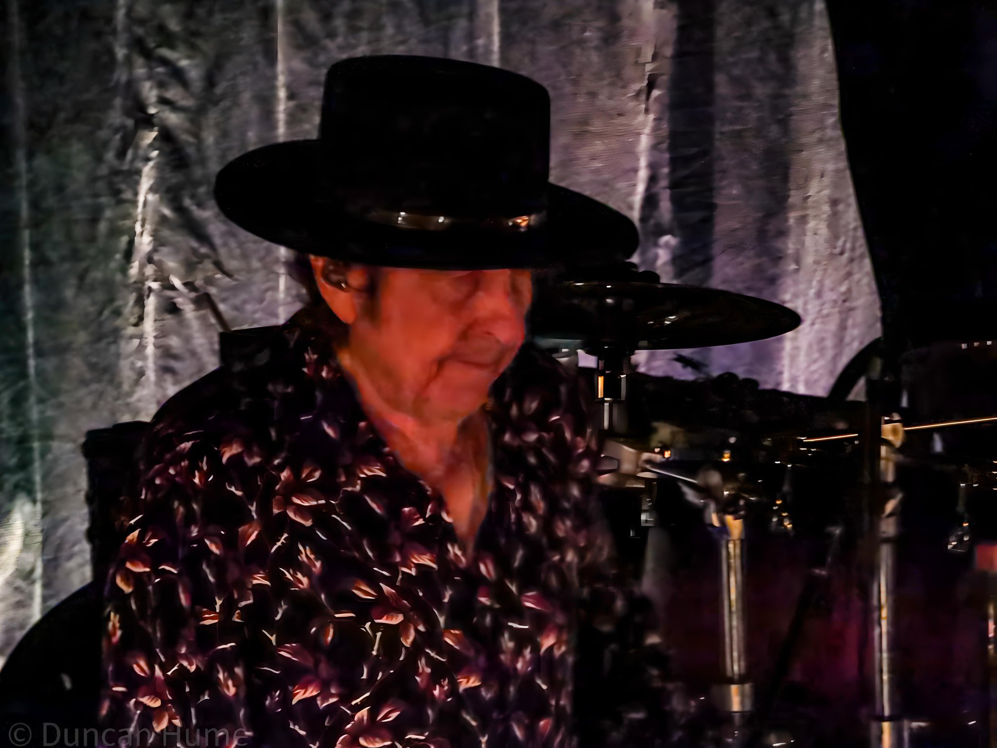 Fifteen Short Reviews of Bob Dylan in Tulsa 2025