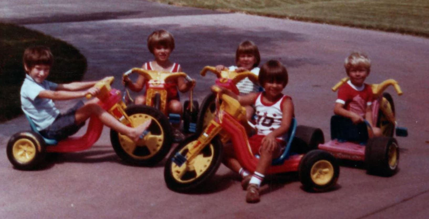 The Latchkey Generation: Growing Up Gen X in the 70s and 80s vs. Today 📺