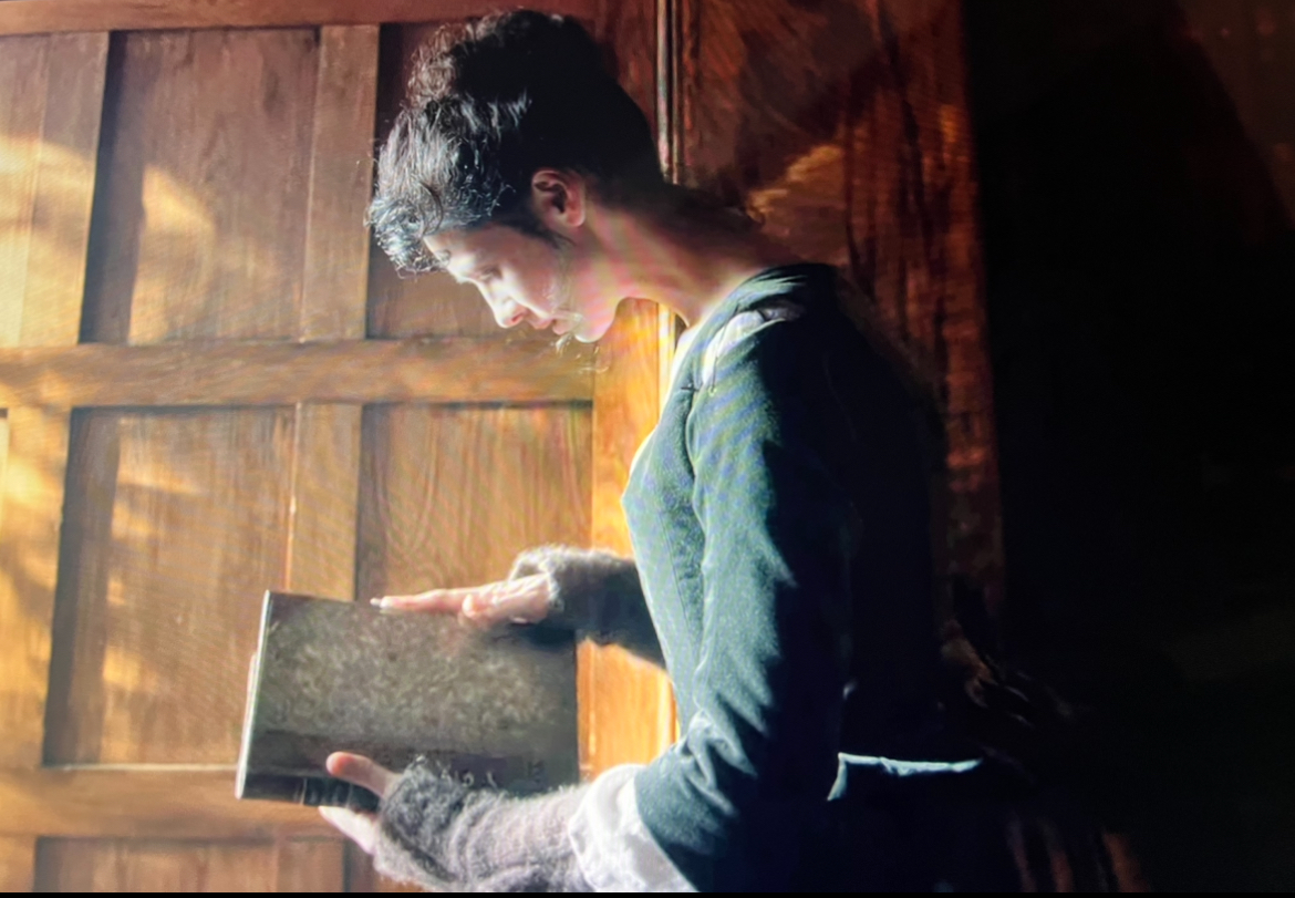 Ep 102 - Castle Leoch - Colum's Legs - by Mary Dan Eades