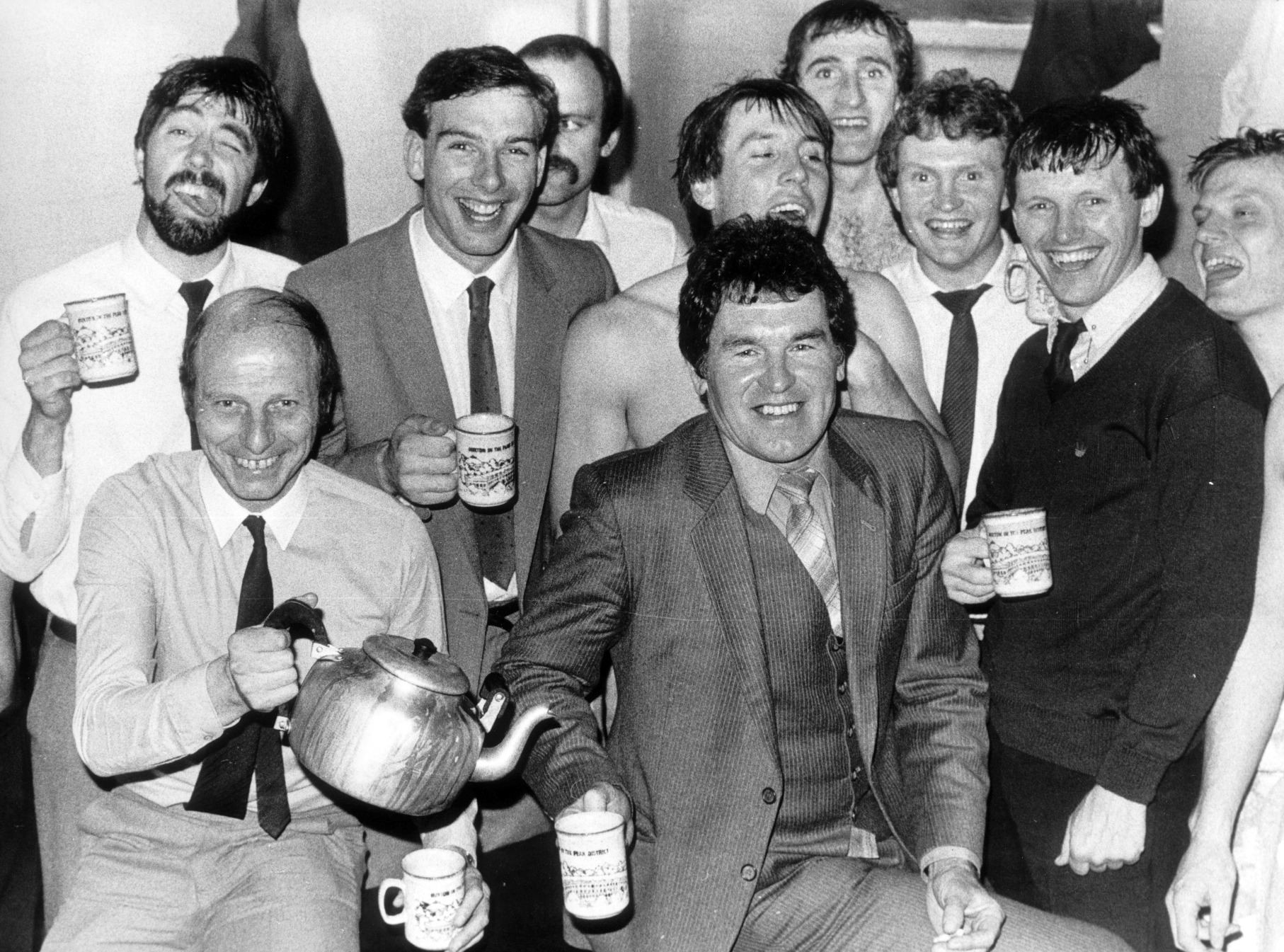 Vale fans honour their greatest manager - by Mike Baggaley