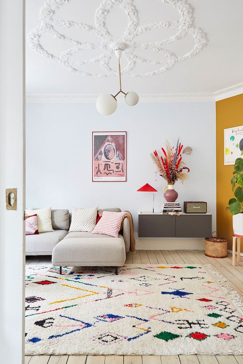 Design School: Juxtaposition - by Jenna O'Brien