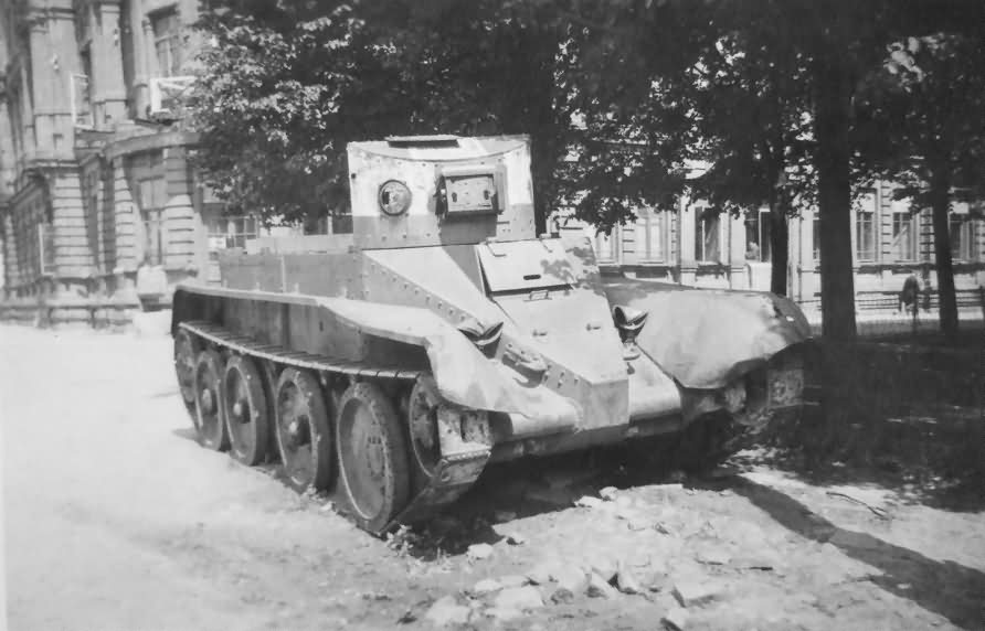 BT-2: The Foundation of Soviet Armored Innovation
