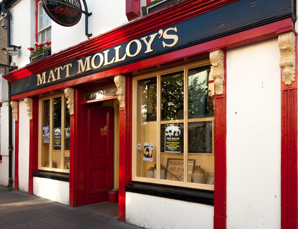 Matt Molloy's Pub: A Cultural Gem in Westport You Should Visit