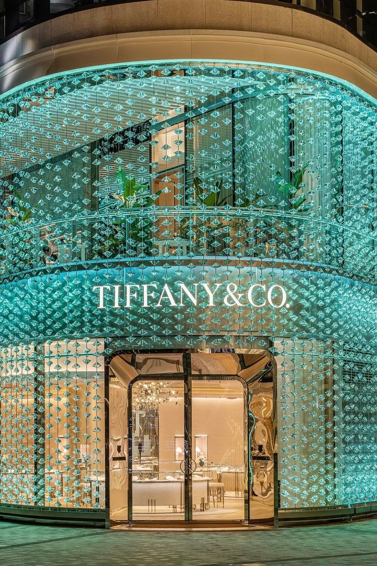 Tiffany Blue™ - Color Insider