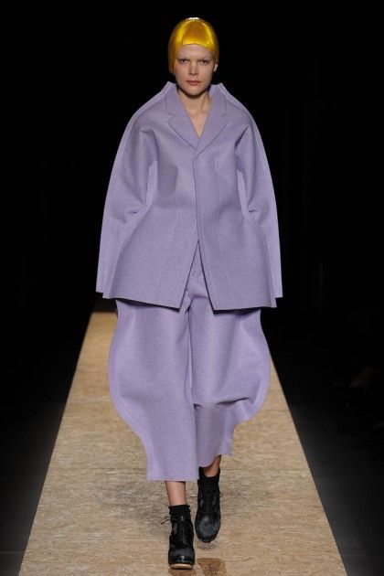 Lines and Shapes, part 2: Let’s look at clothes - by Asta