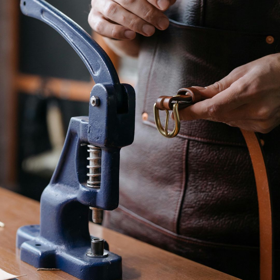 Belt: yes or no? Etiquette and style rules