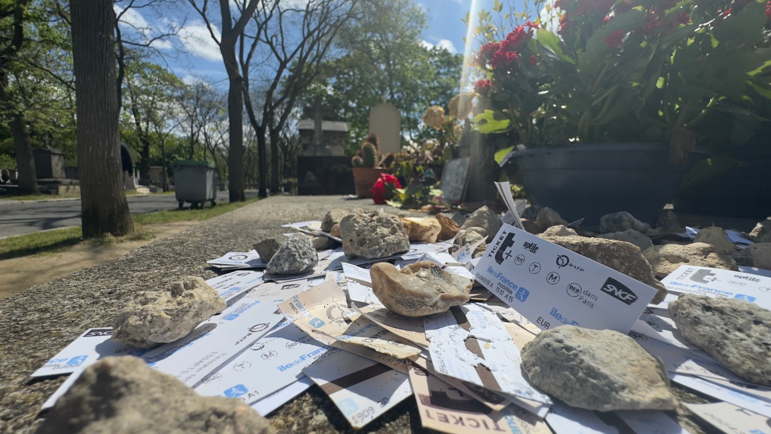 Five cemeteries in Paris beyond Père Lachaise