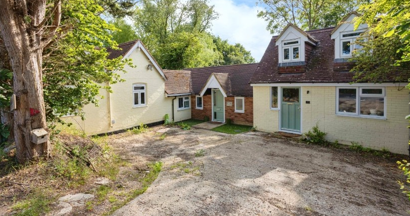 🏡 16 UK Smallholdings For Sale With An Annexe (April 25th 2025)