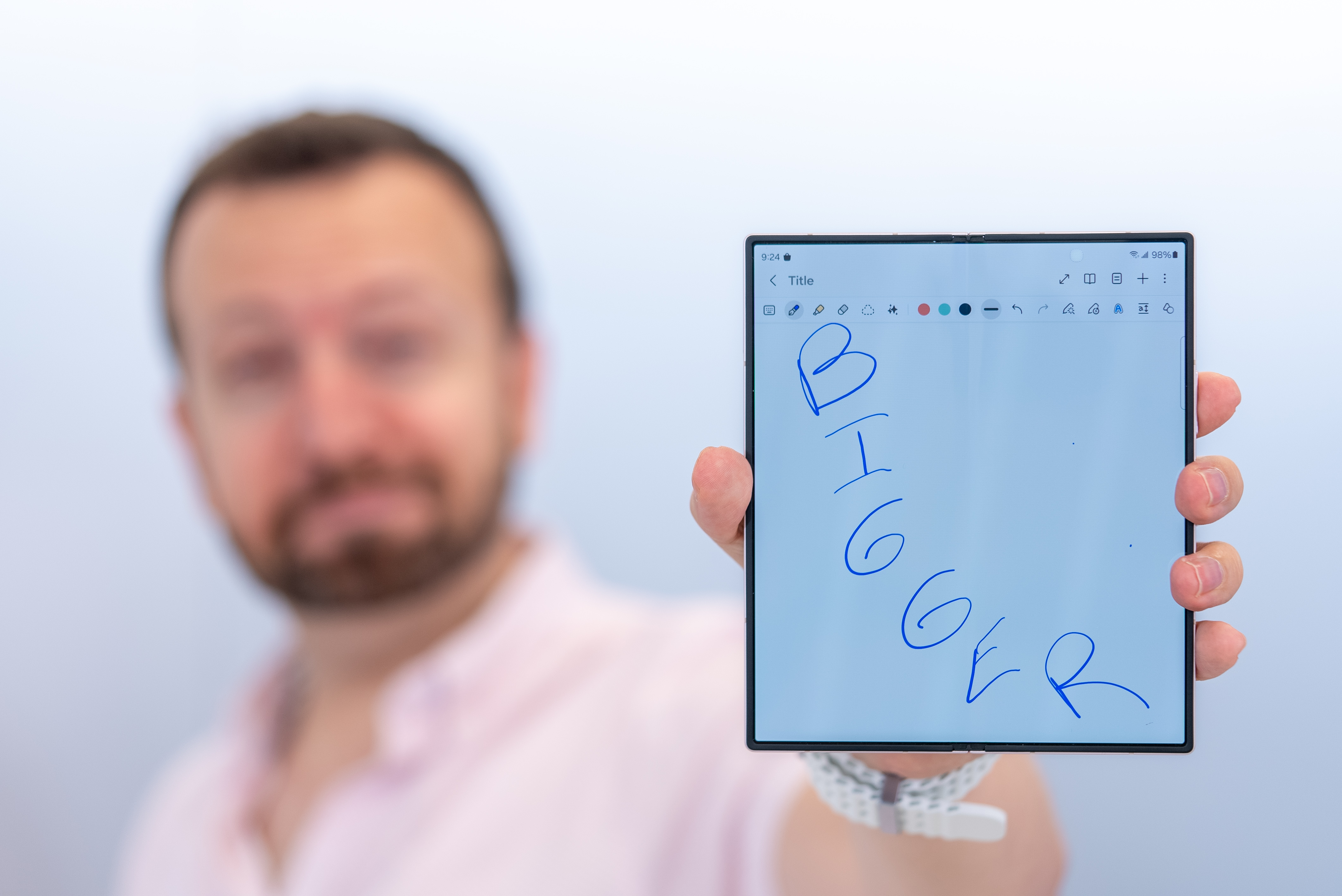 Samsung Galaxy Fold 6 hands-on review: bigger screens and lighter ...