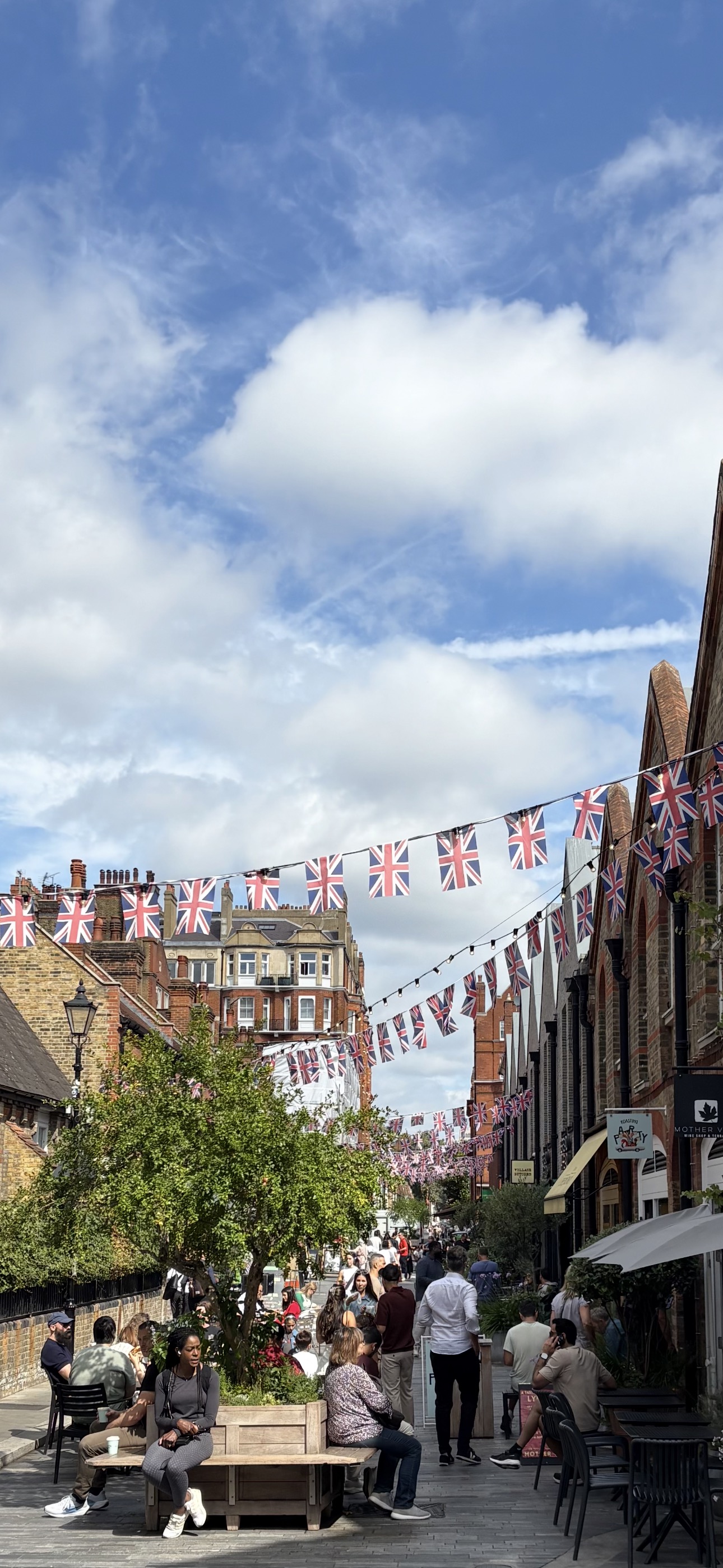 India Knight (@indiaknight): "It’s a lovely day in London (we used to ...
