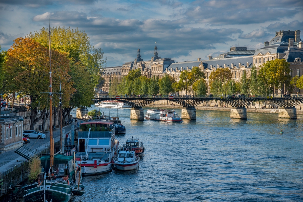 Unusual Facts about the Seine - by Globetrottingwithp
