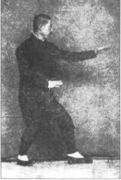 Bladed vs. Squared Stance (Part 1: The Bladed Stance)