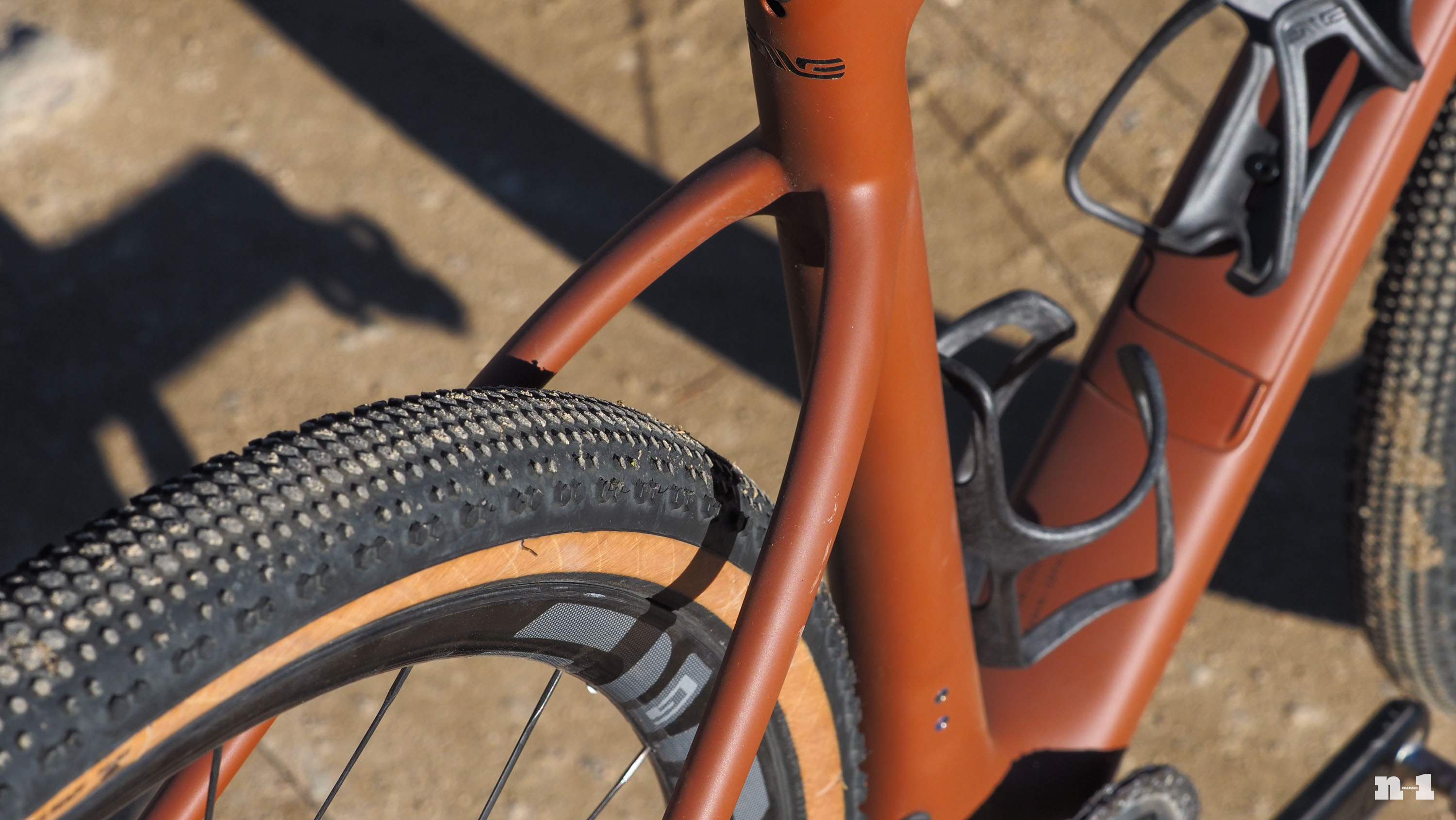 Enve MOG gravel bike review - by James Huang - n-1