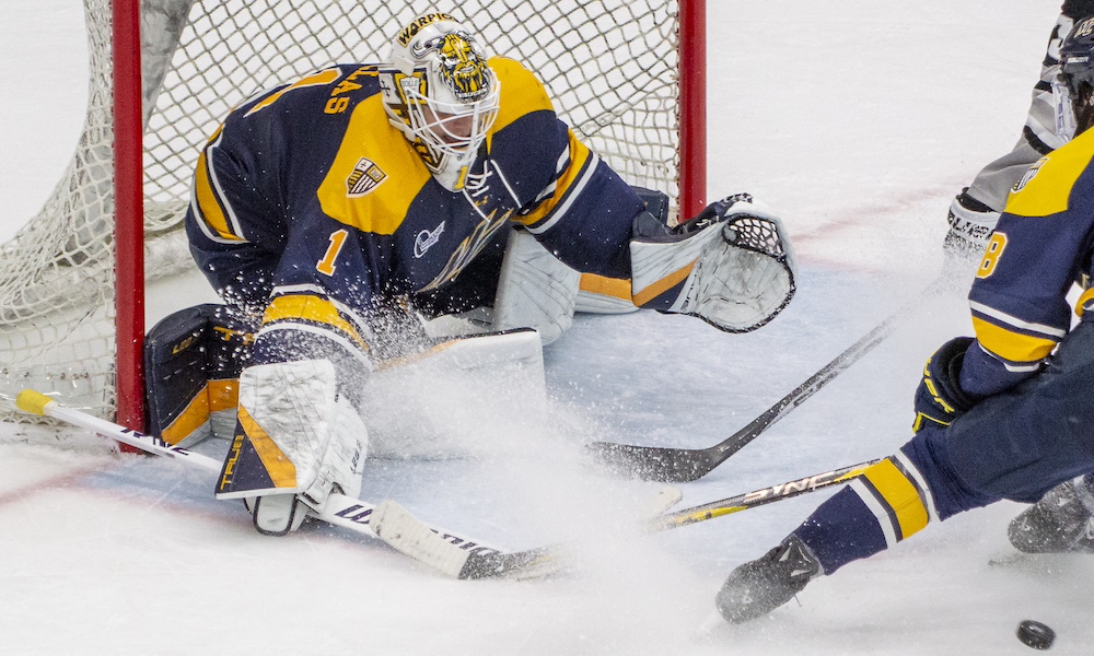 Hugo Ollas signs with the New York Rangers