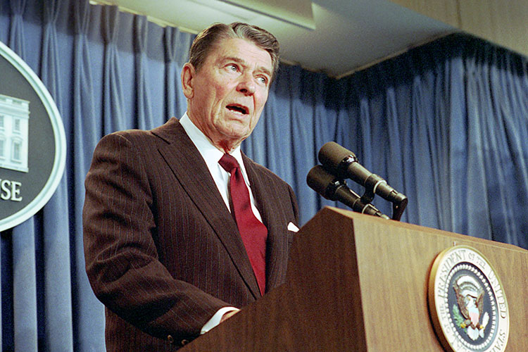 IRAN-CONTRA: STILL A MYSTERY. Part 1: Reagan, actor on a world stage.