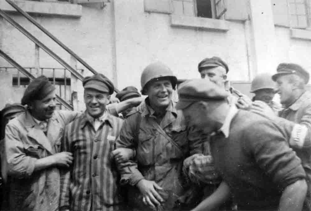 US troops liberate Dachau - by Martin Cherrett