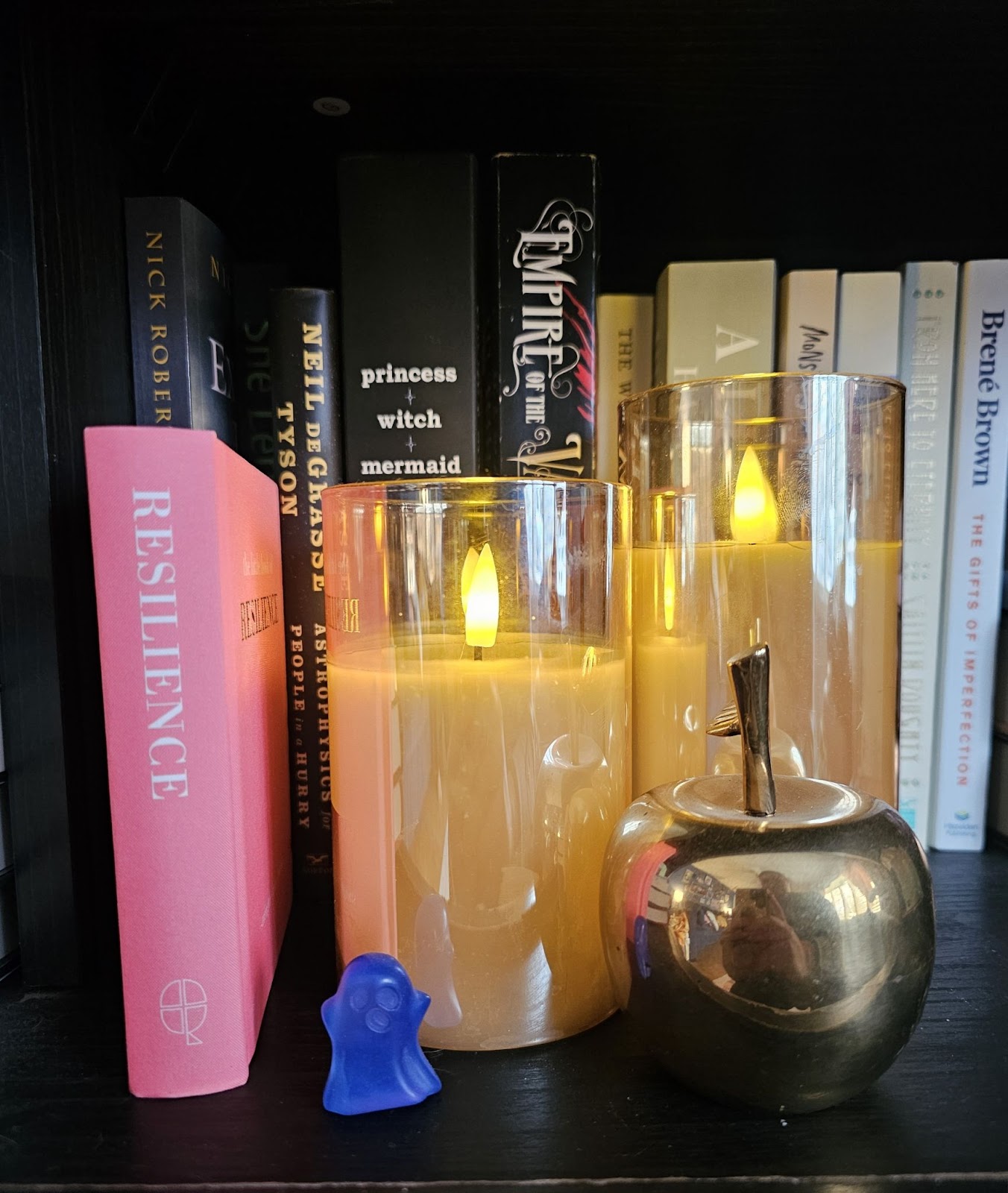 Smell-Good Alternatives as I Break My Candle Addiction