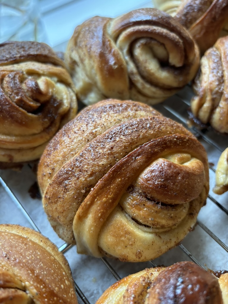 Sweet buns - full recipe - by Emilie Garnes