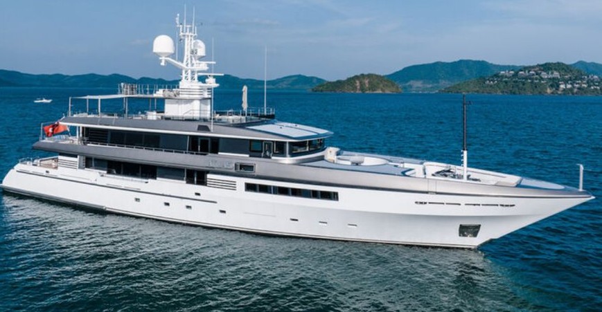 Thaksin Shinawatra’s Mystery Fixer Man - by John Berthelsen