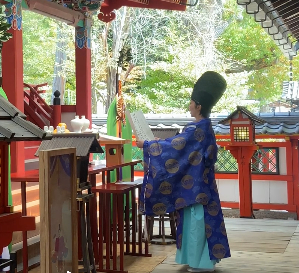 What Happens Inside a Shinto Prayer Ritual? - by Toukyo