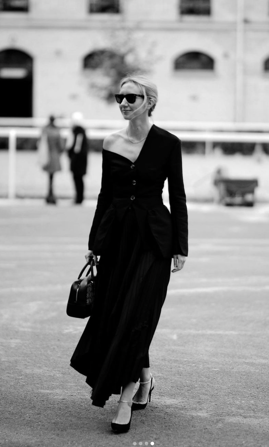 Vogue's Lisa Aiken and her style formula - by Jen Zablotny