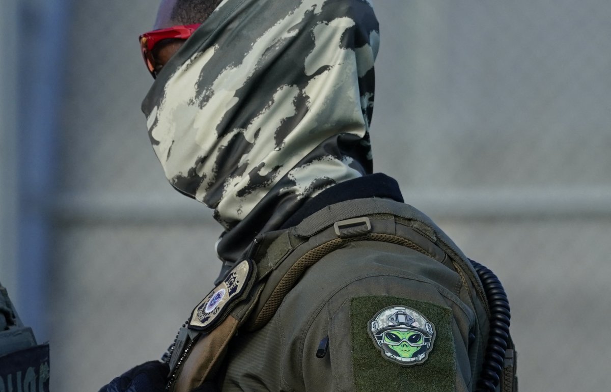 CALL 911 LET SWAT DEAL WITH THESE ICE IMPOSTERS!!!! KIDNAPPING 4TH ...