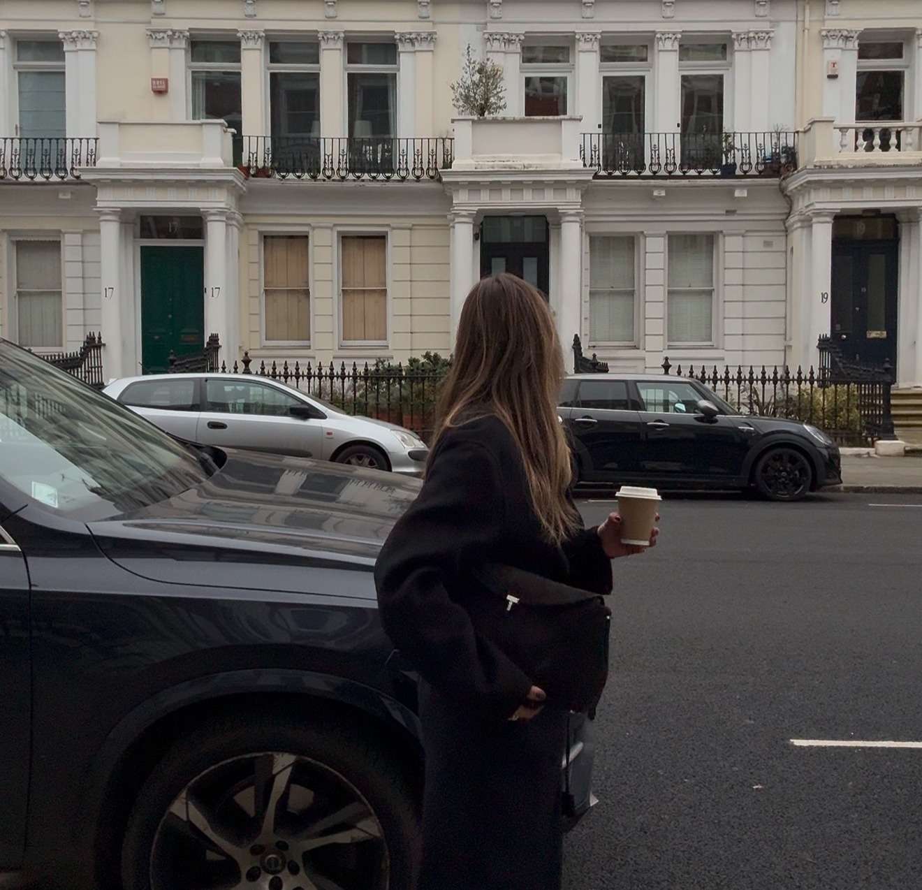 LONDON TRAVEL GUIDE - by Molly Kidd - Kiddred Spirits