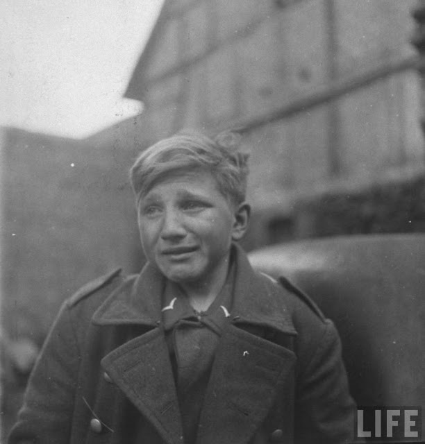 The Face of Defeat: The Story Behind Hans-Georg Henke’s Heartbreaking ...