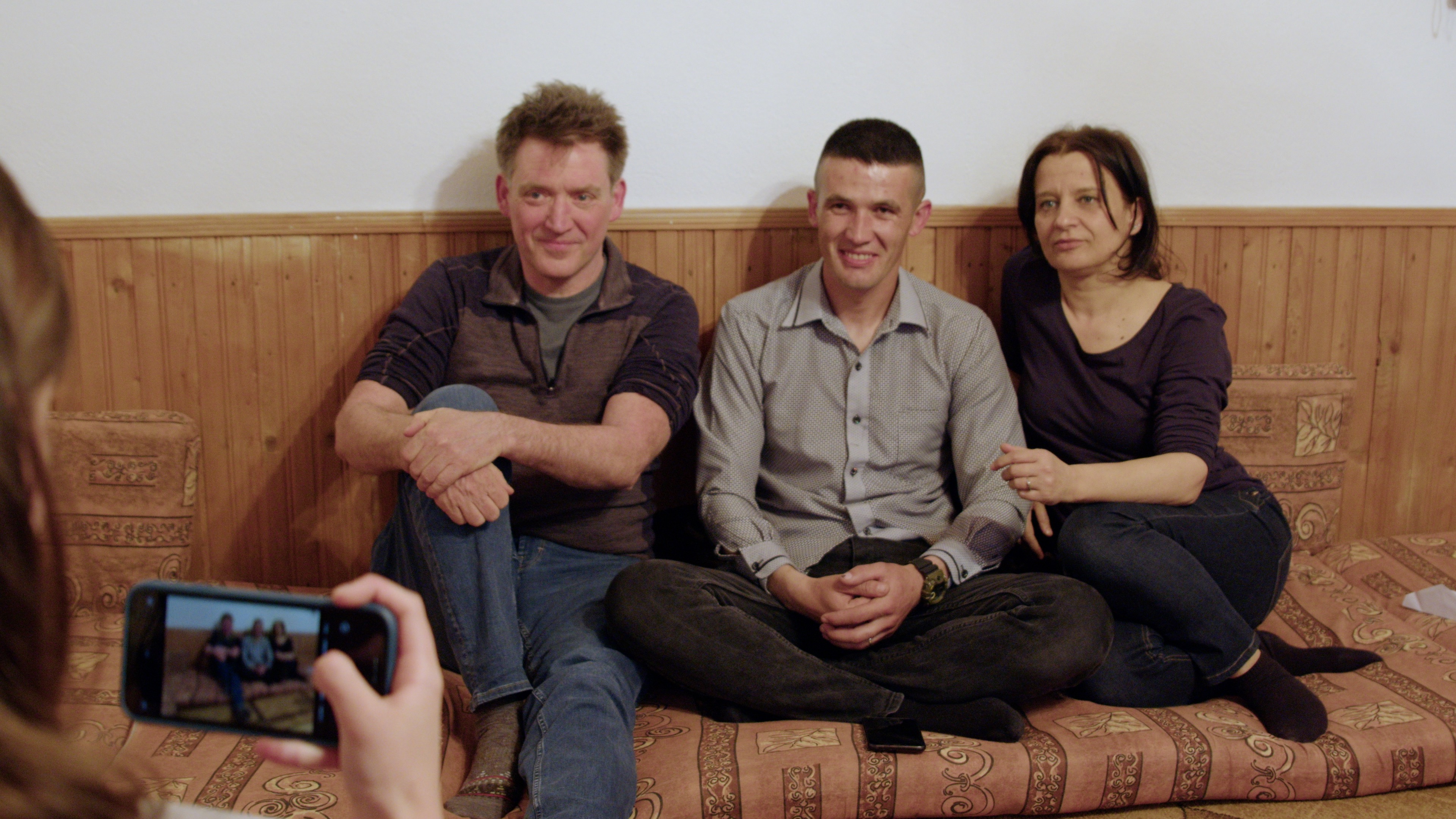 Return to Kosovo - by Julius Strauss - Back from the Front