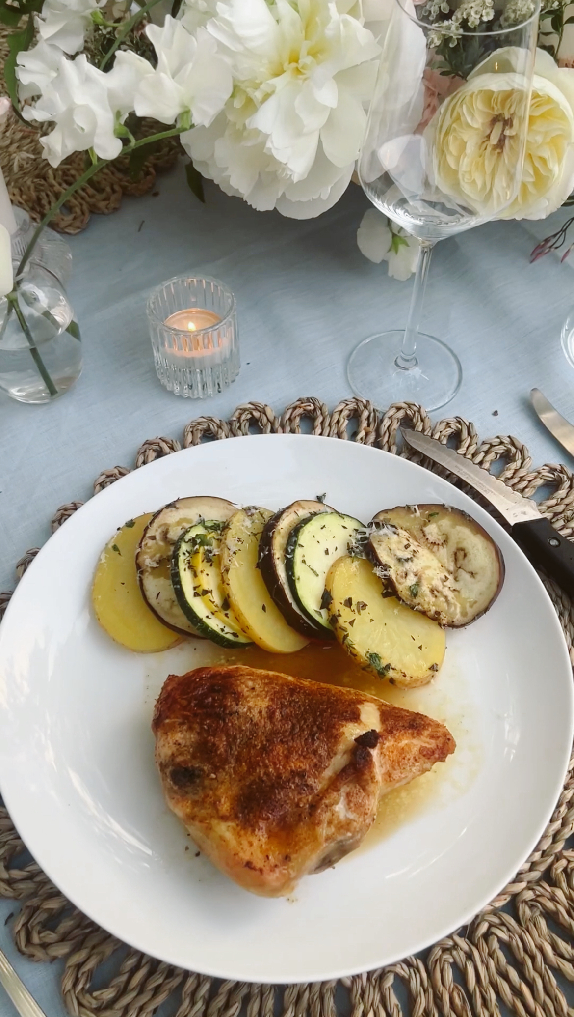 A Garden Style Dinner Party - THE FLOWERS by Kyla Malkani