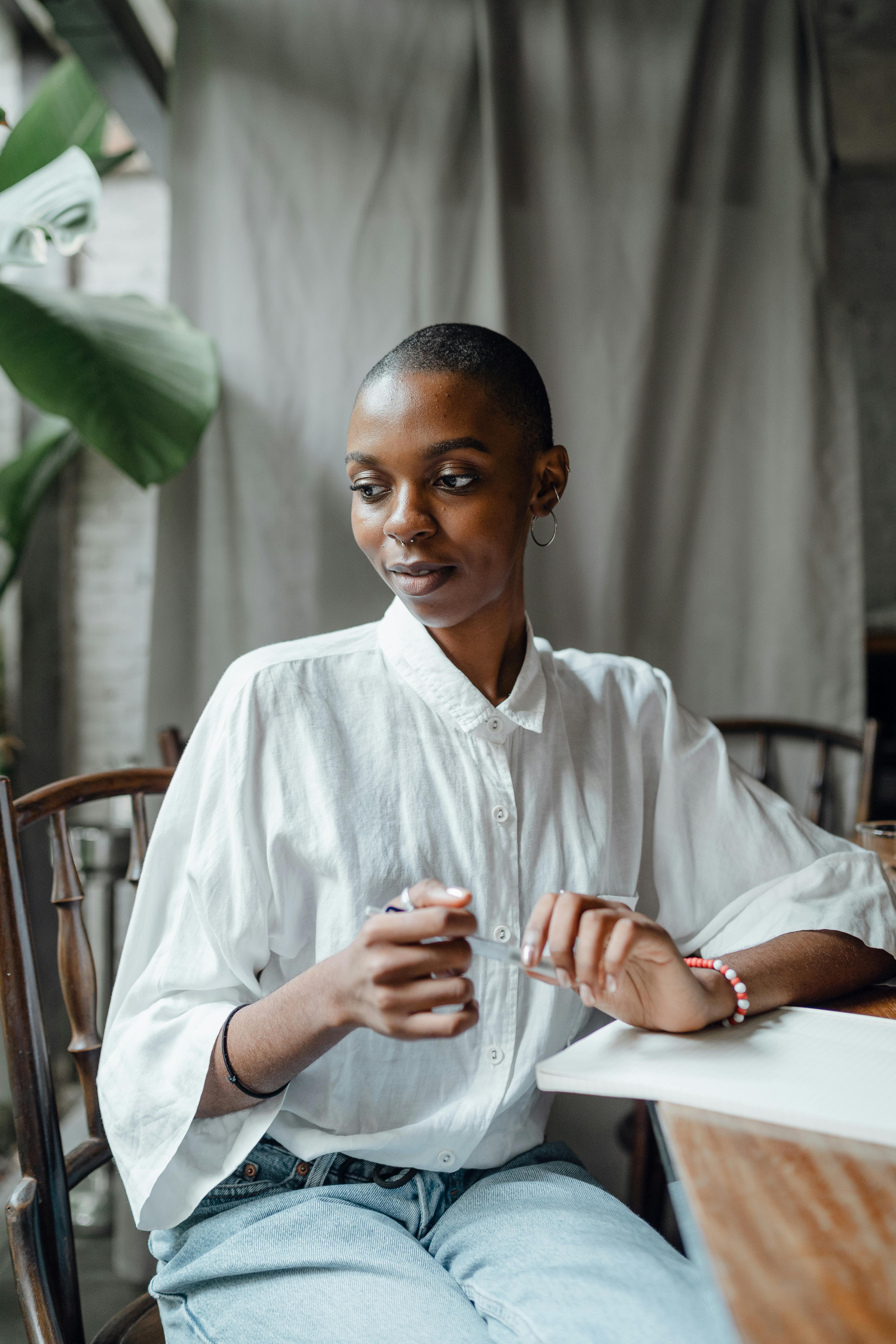 How to Build the Ultimate Parisian Capsule Wardrobe That'll Last 10+ Years