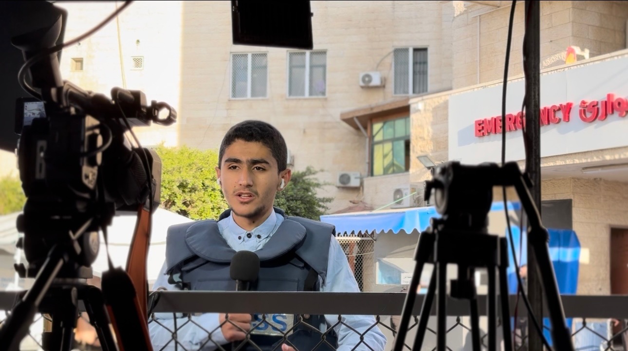 The Unbearable Pain of Leaving Gaza - by Abubaker Abed