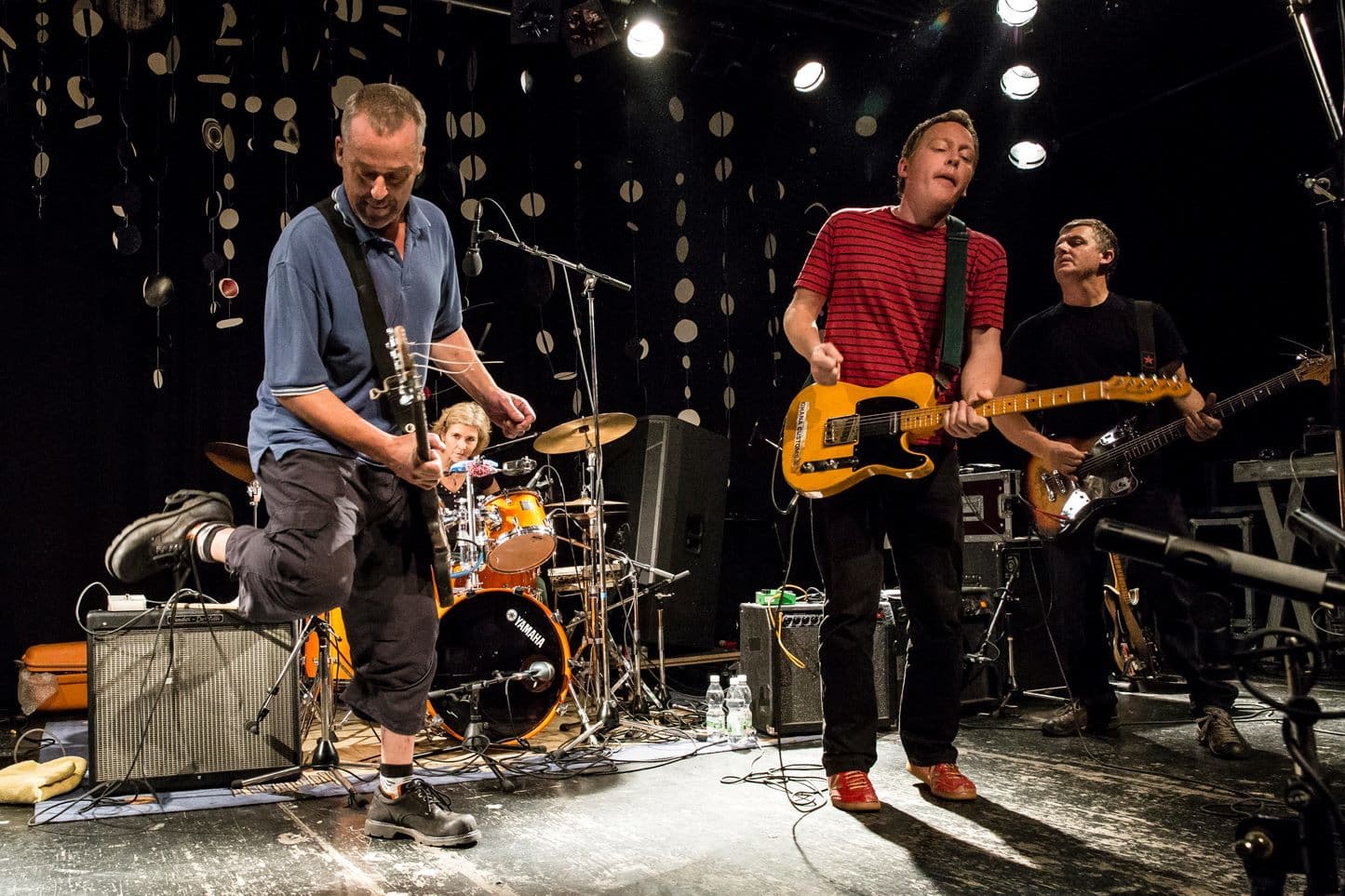 The 50 Best Rock Bands Right Now (#25-1) - RIOTRIOT