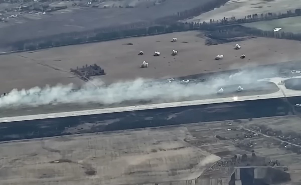 The Battle of Hostomel Airport - Warmonitor3’s Substack