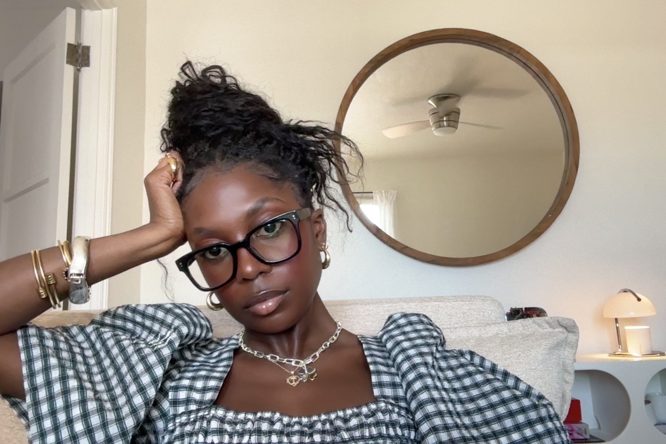 let your phone die in your hands - by toni bravo