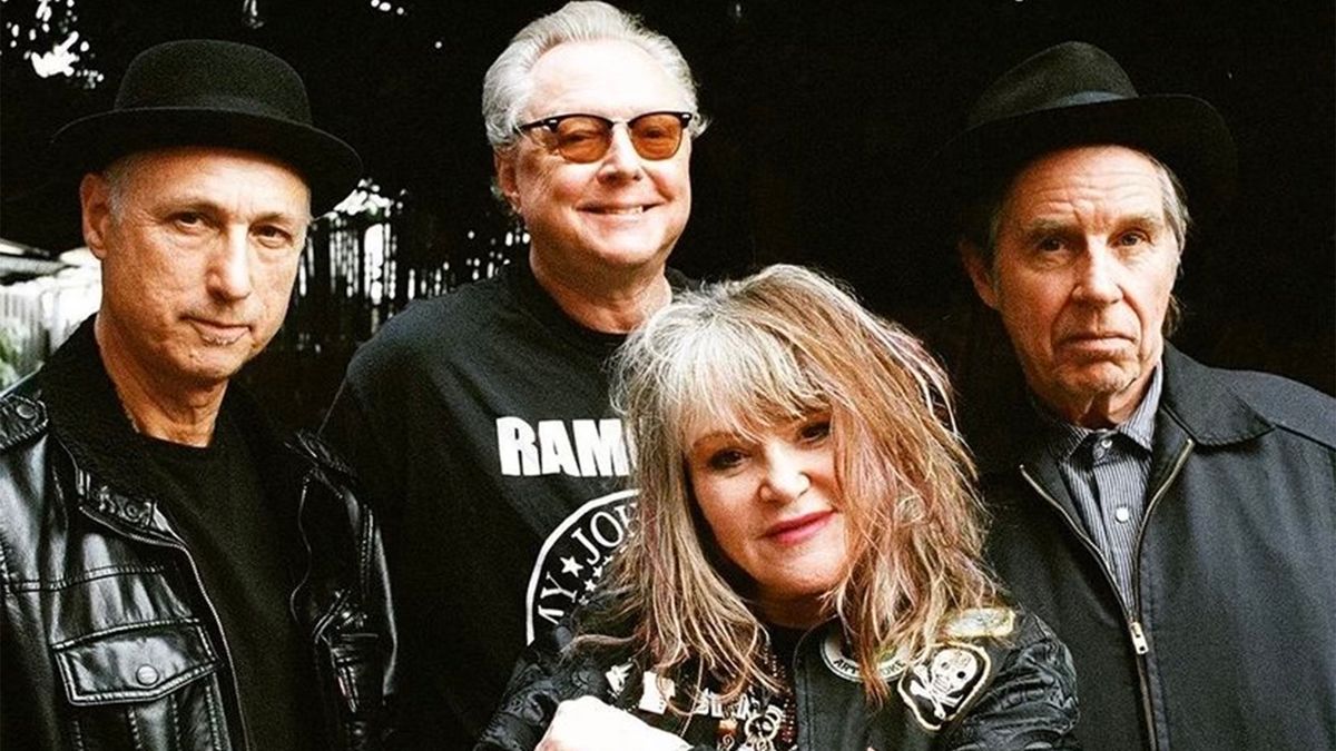 The 50 Best Rock Bands Right Now (#50-26) - RIOTRIOT