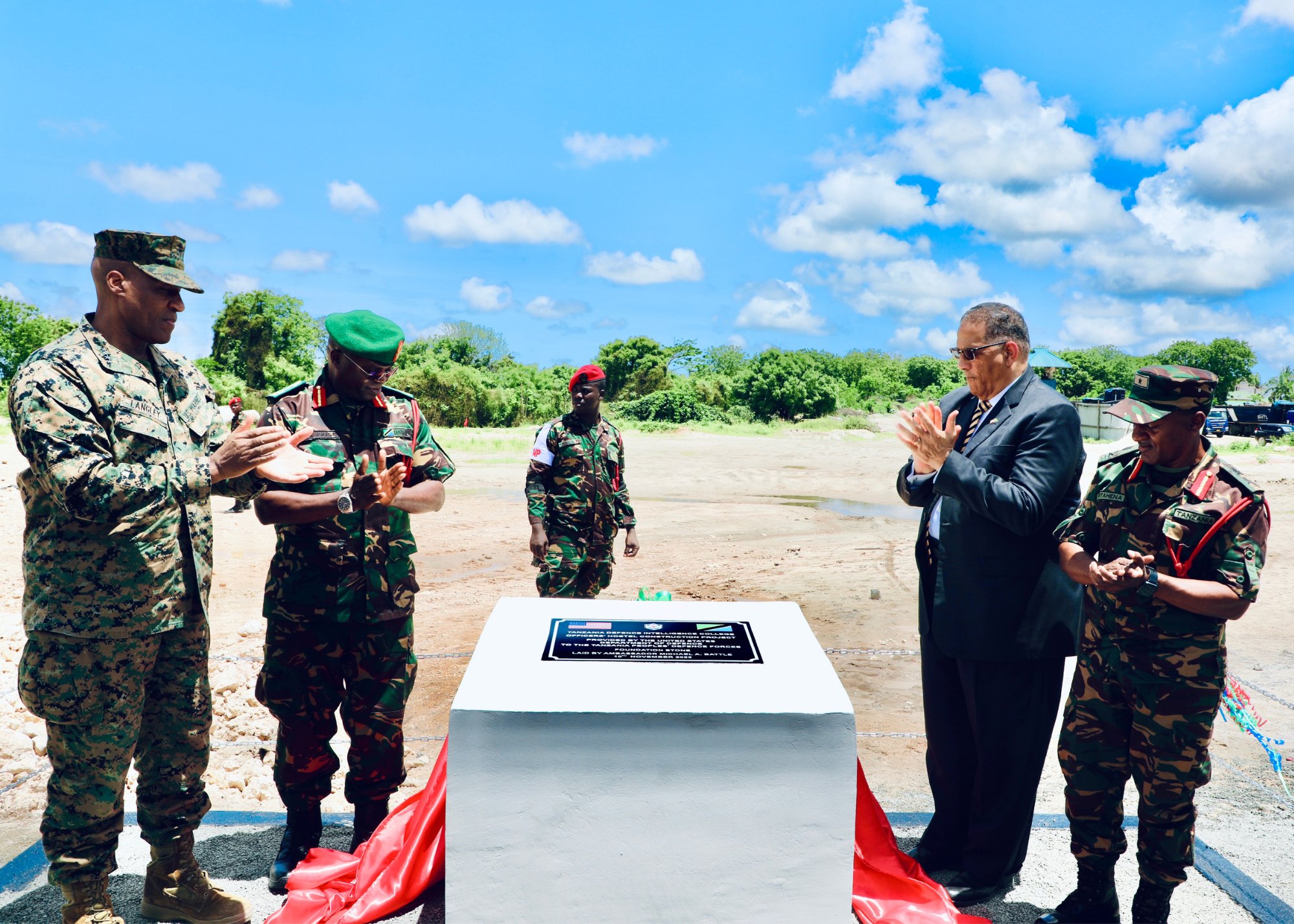 Tanzania: US ambassador Battle, Africa Command, Gen Langley, preside ...