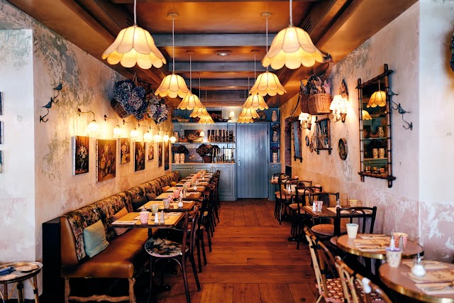 "Le Petit Déjeuner," the French breakfast