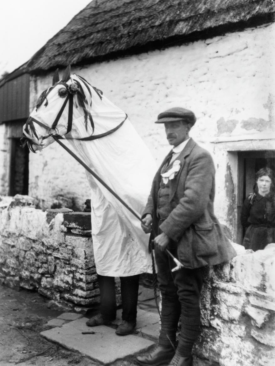 Mari and the Merrymen - by E.Jones - Cymru Uncovered