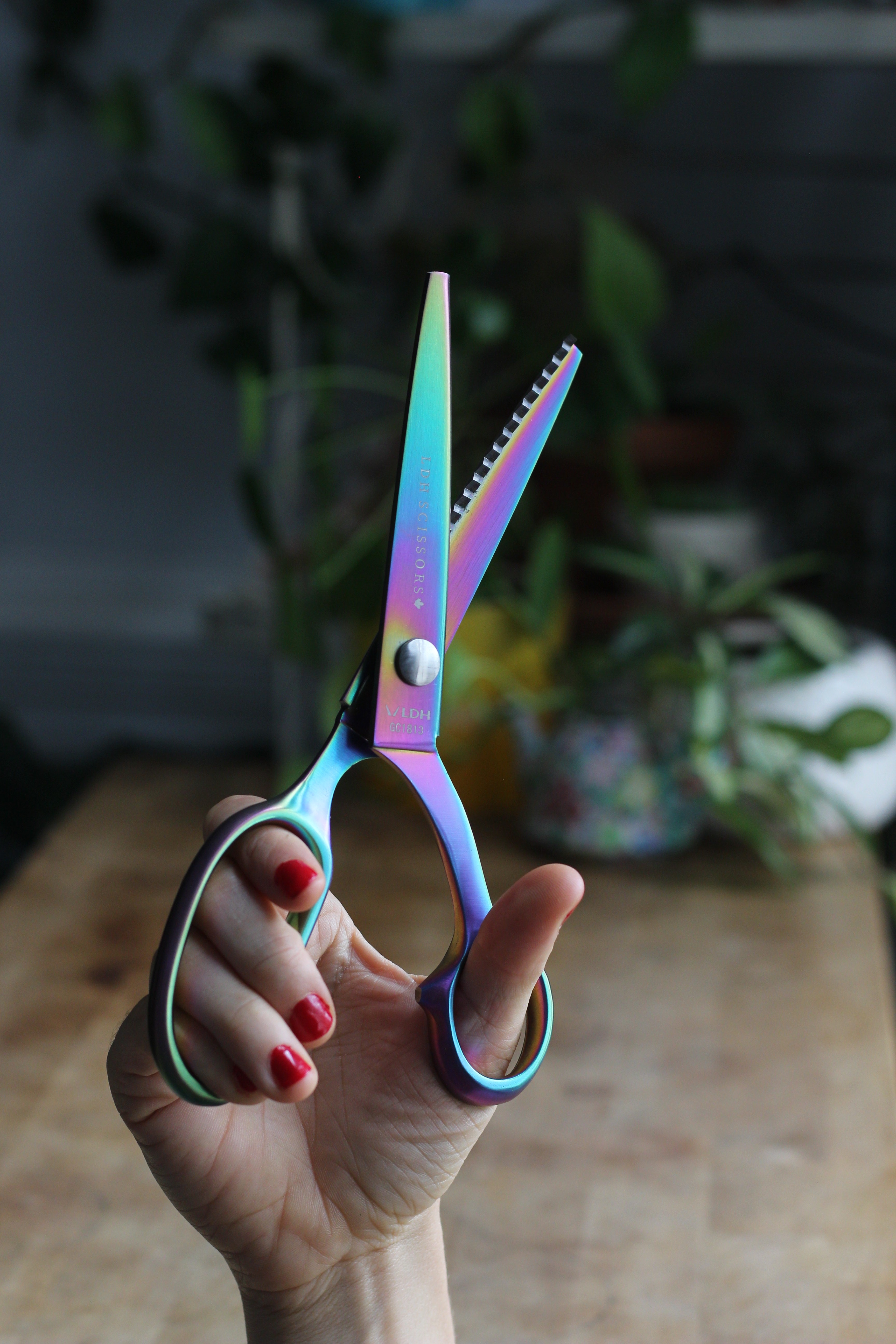️ A Cut Above: What Every Sewist Should Know About Pinking Shears