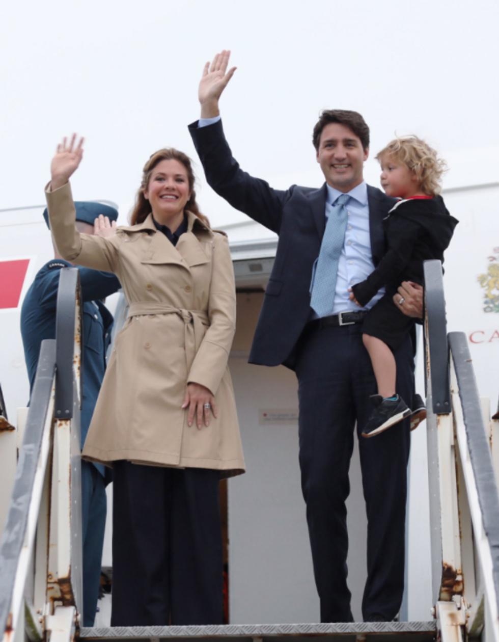 Here Are 50 Million New Hot-Ass Pictures Of Justin Trudeau, Because It ...