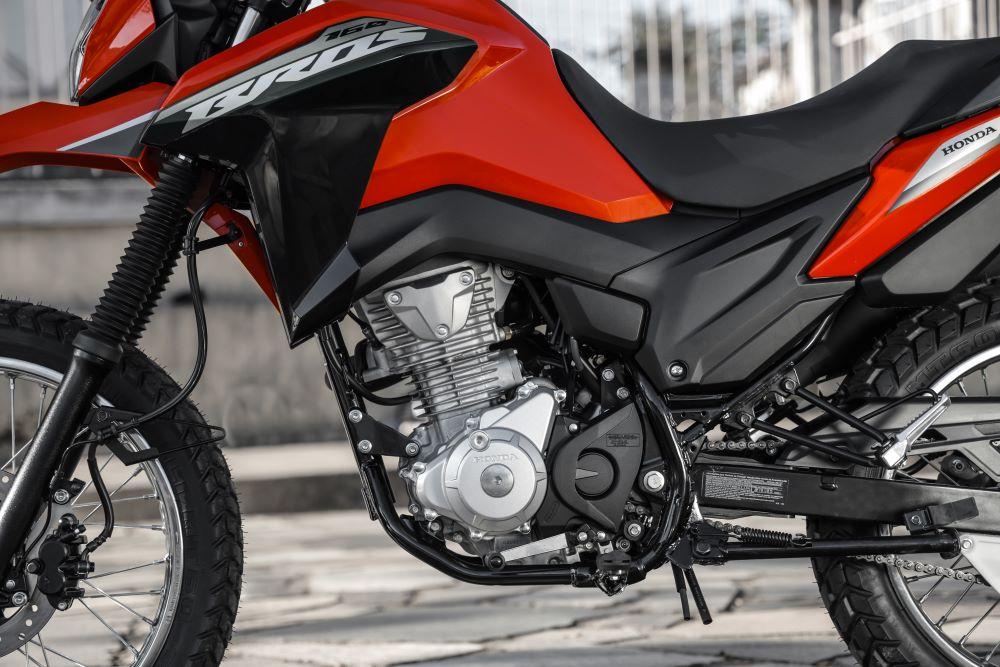 Nova Honda Bros 160, review completo da Motociclismo