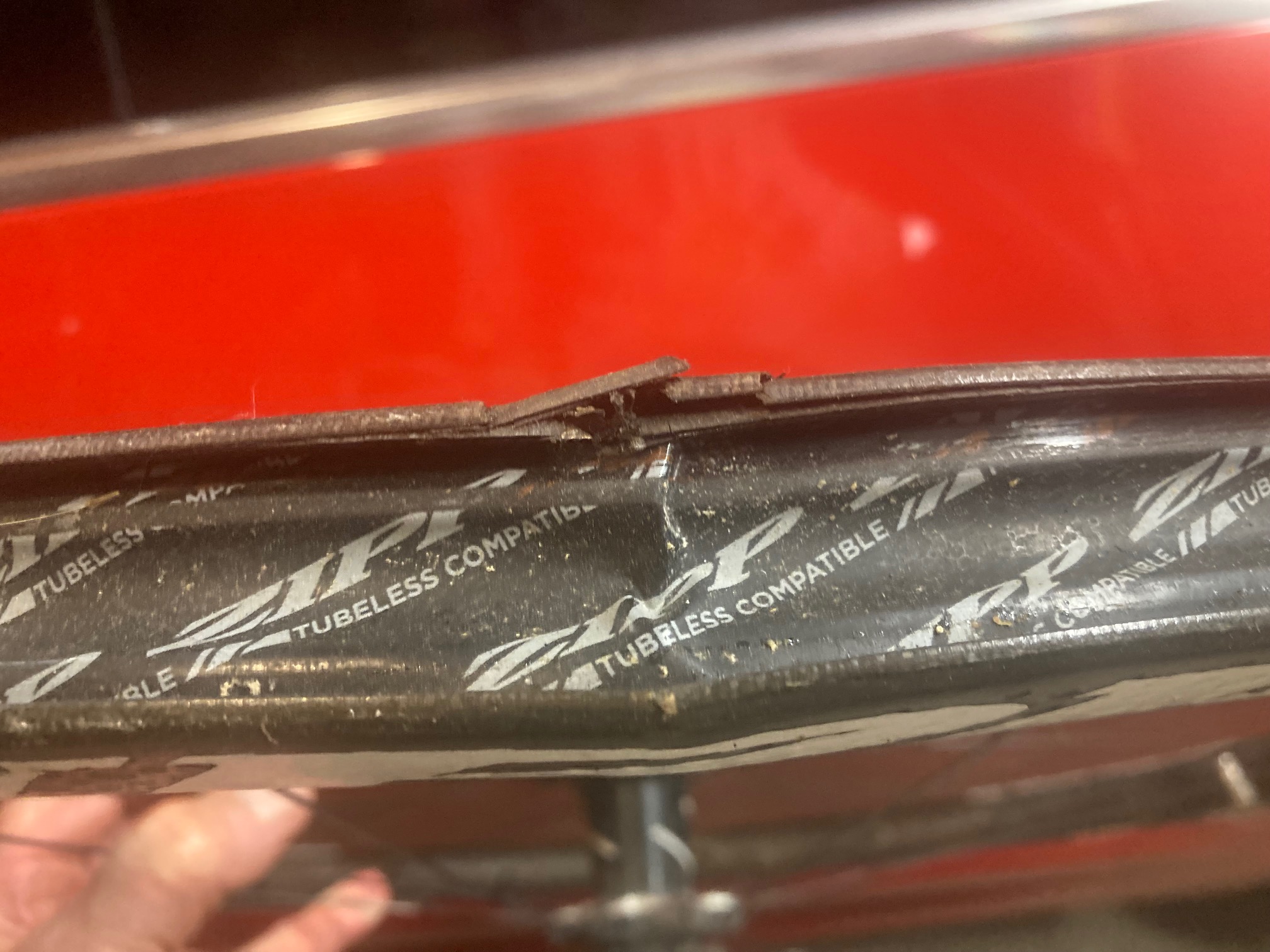 TPU Tubes, Carbon vs. Aluminum Rims, Tubeless vs. Tubular Rolling ...