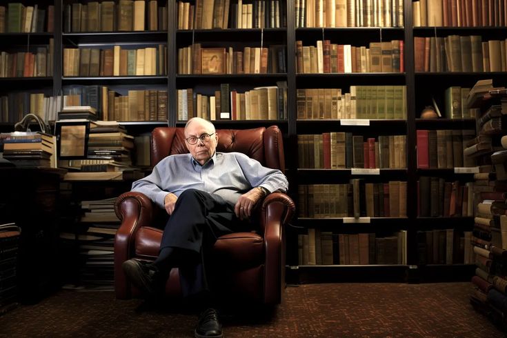 The Top 7 Most Transformative Charlie Munger Books