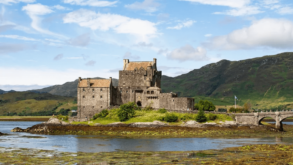 Discover Inverness: Gateway to the Highlands!