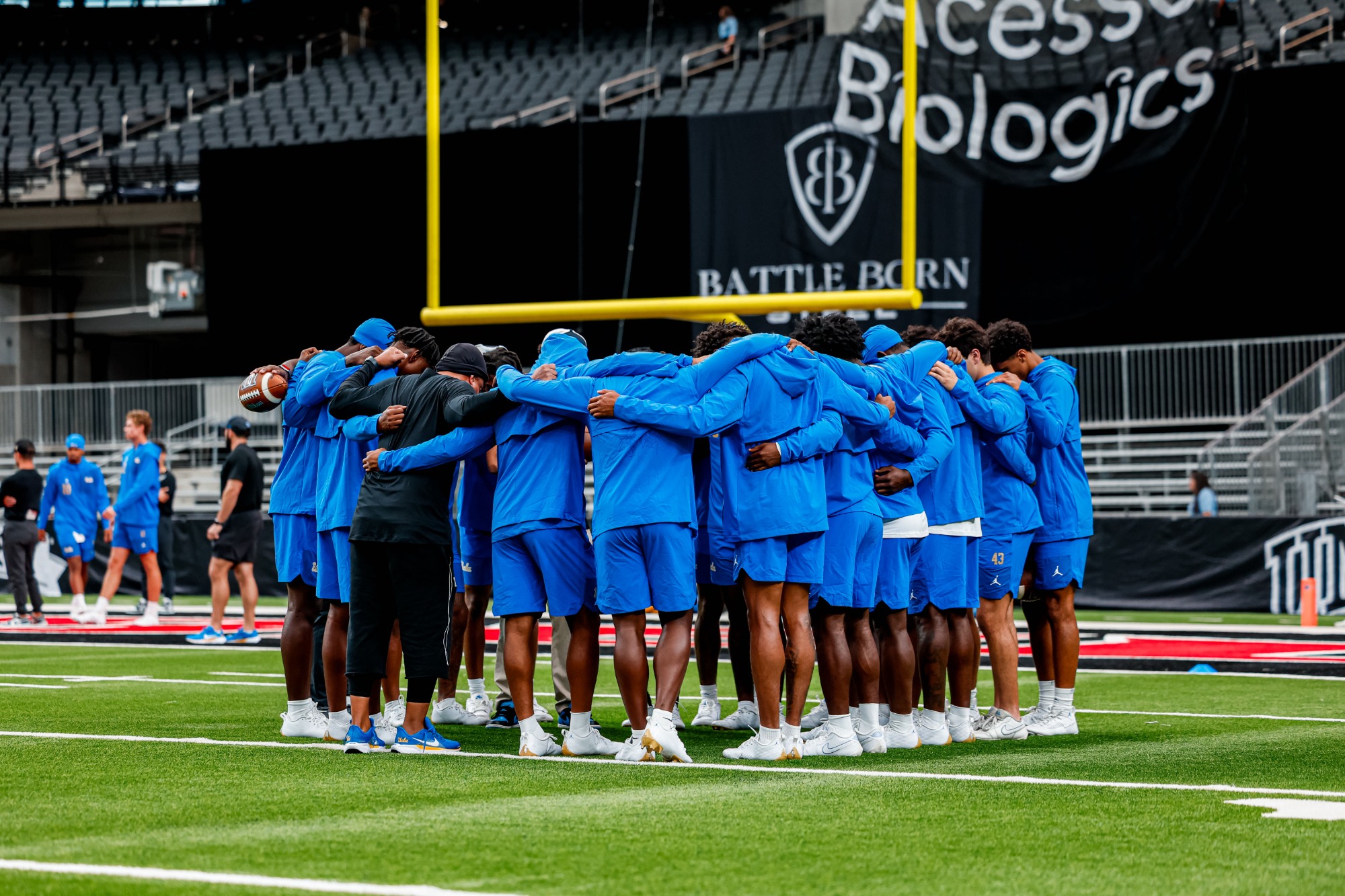 REPORT: UCLA Backup Quarterback Pierce Clarkson Arrested on Felony Charge